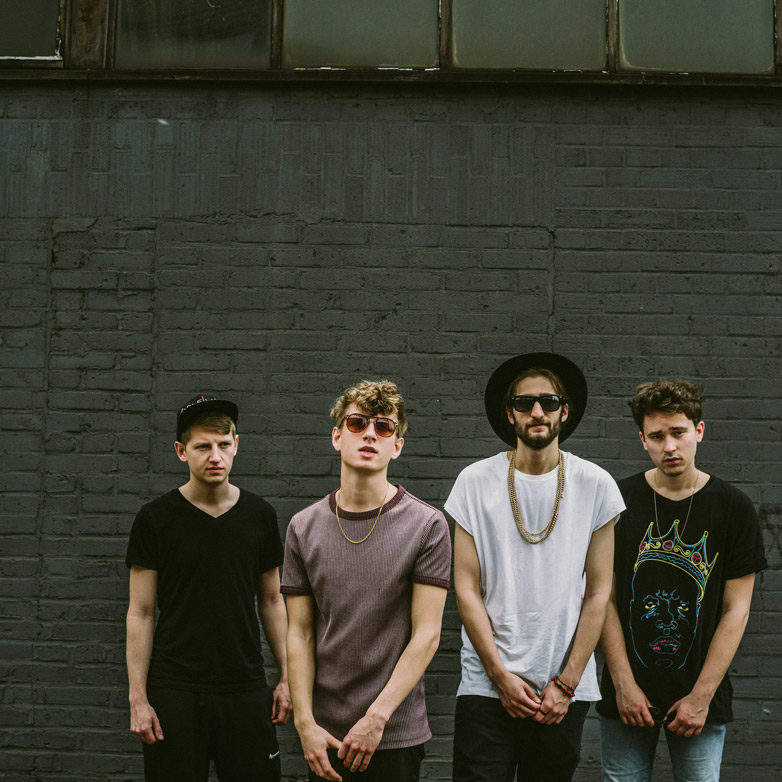 Interview mit I Am Jerry über "Habicht"! - minutenmusik.